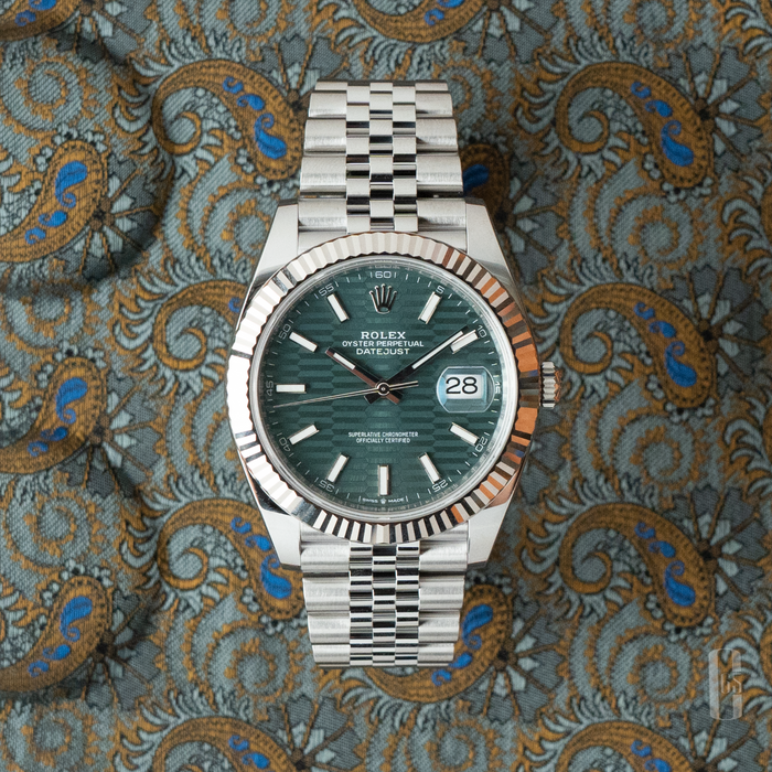 Rolex | Datejust 41 Green Motif Dial 126334 | Calibre 65 — Calibre 65